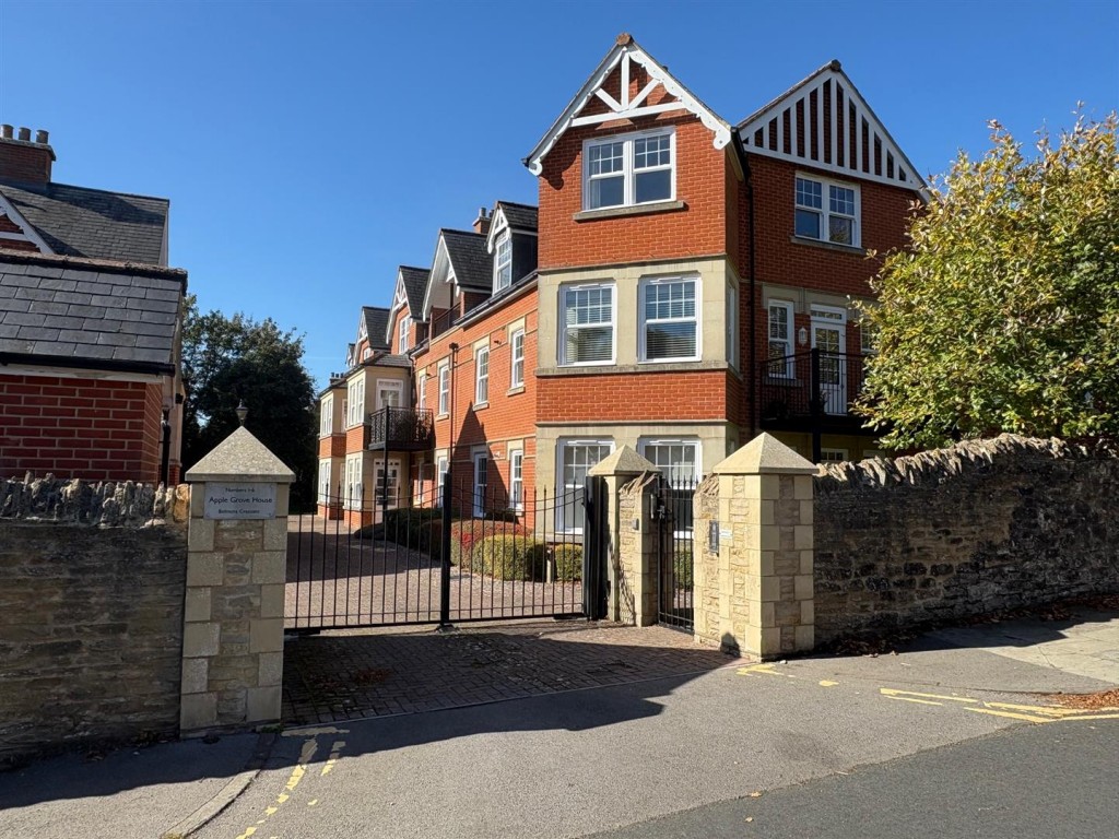 Viewing Request for Westlecot Road, Swindon | Chappells Estate Agents